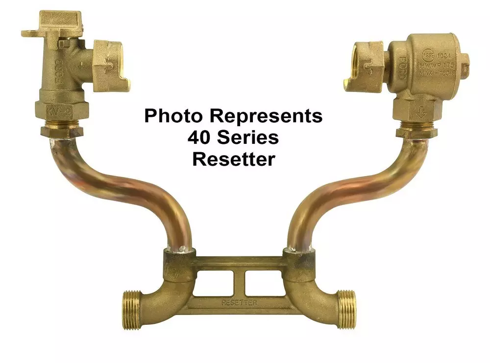 Ford Meter Box 5/8 x 3/4 in. Meter Thread Brass and Copper Water ...