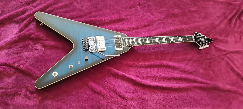 ESP FLYING V Custom Shop Technical House 2008 - Overstock Texas