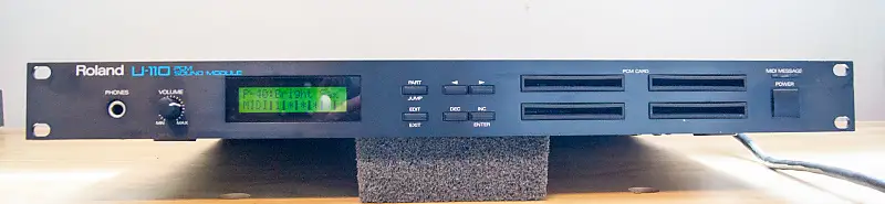 Roland U-110 PCM Sound Module w/3 pcm cards - Texas Outlet