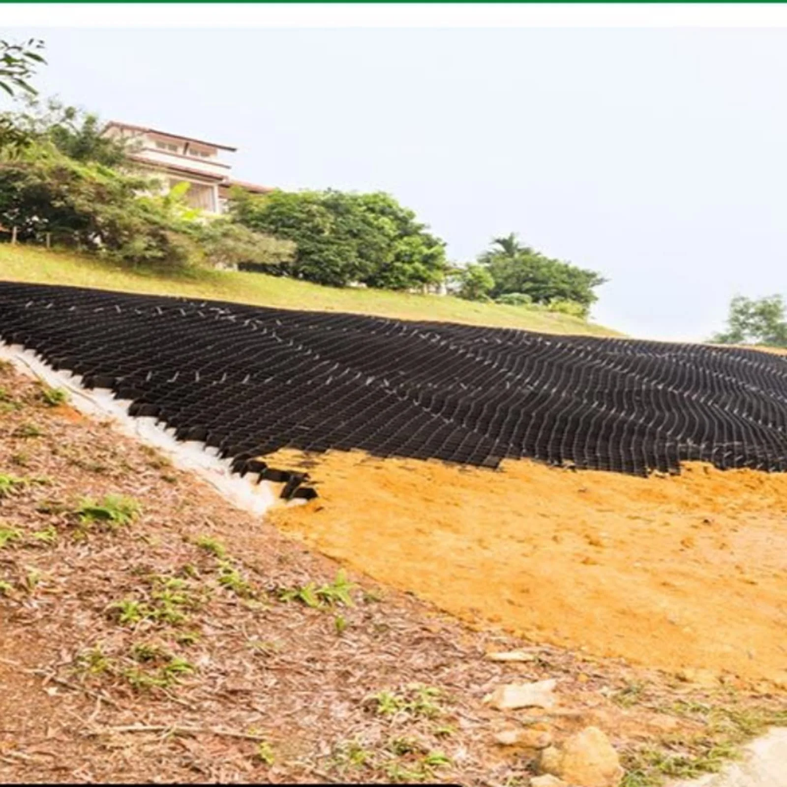 Driveway Grid System, Pea Gravel Mud Control Grids/Permeable Pavers ...