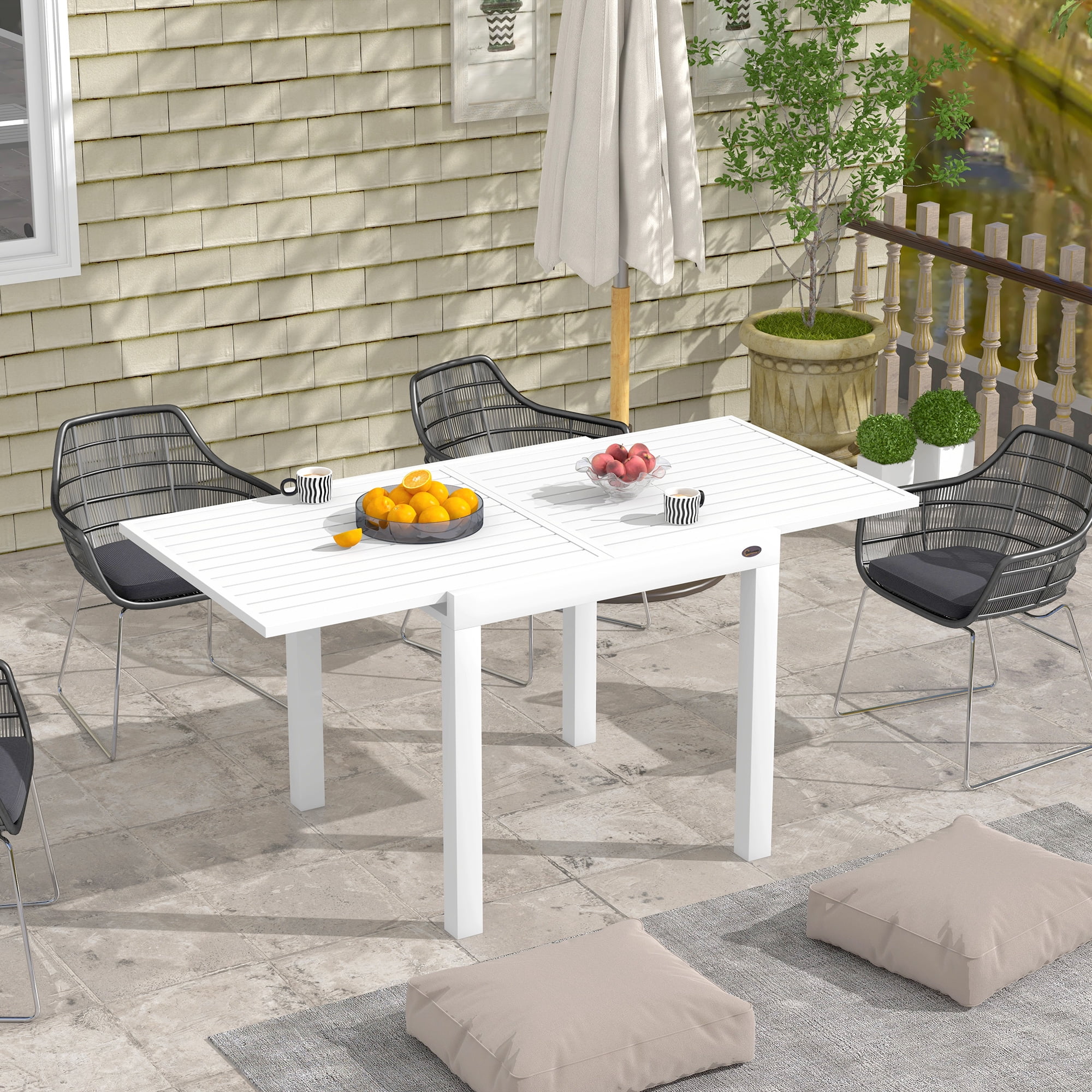 Outsunny Extendable Patio Dining Table for 4-6, Outdoor Dining Table ...