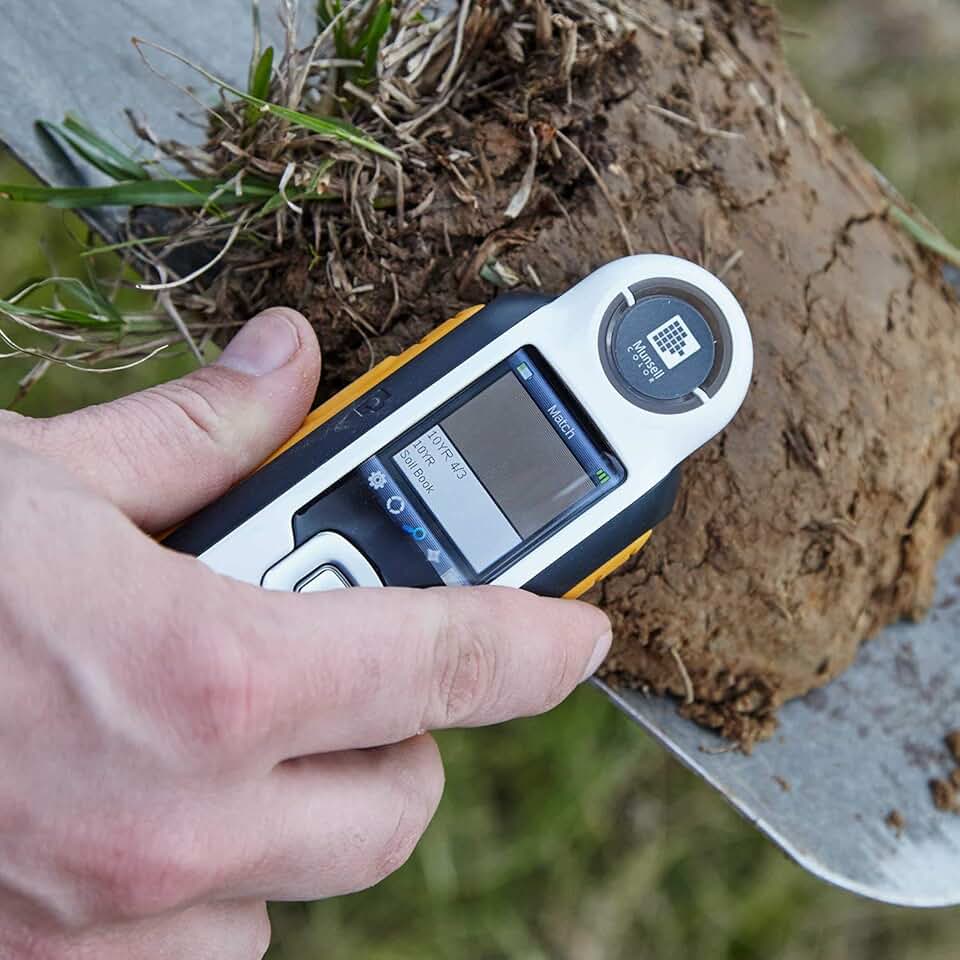 Pantone Munsell Capsure Color Matching Tool | RM200SOIL - Arizona Outlet