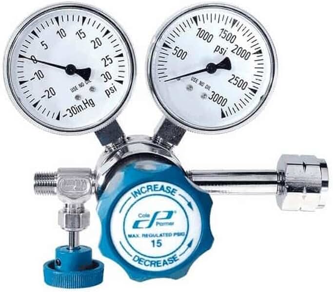 Single-Stage Regulator, 300 Capacity, 580 CGA Fitting - Arizona Outlet