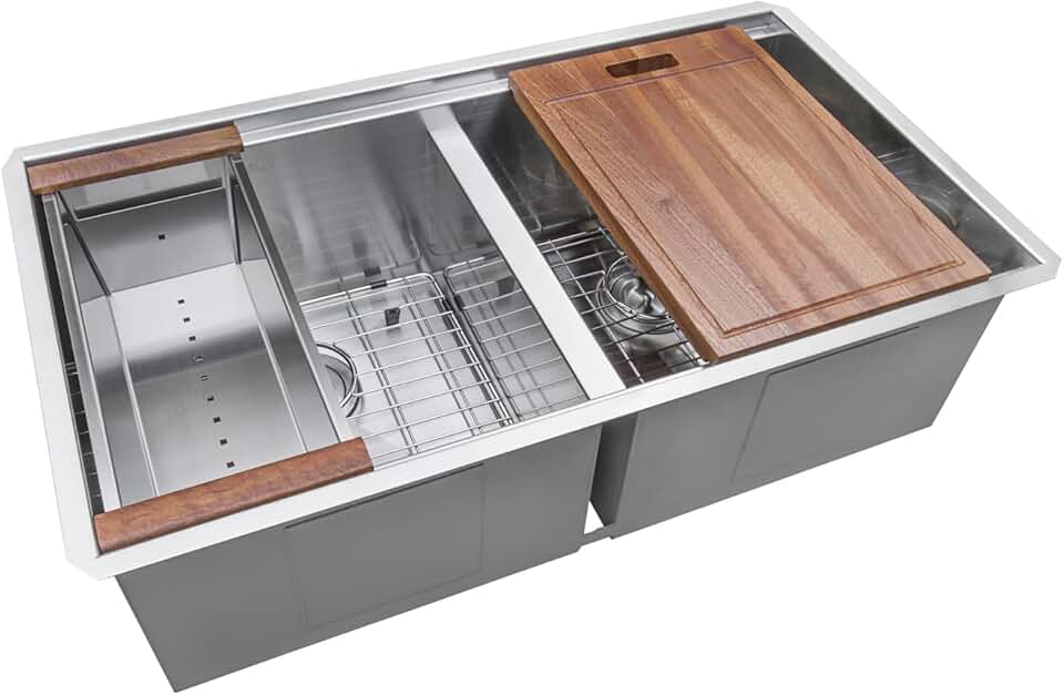 Ruvati RVH8350 33-inch Workstation Ledge 50/50 Double Bowl Undermount ...