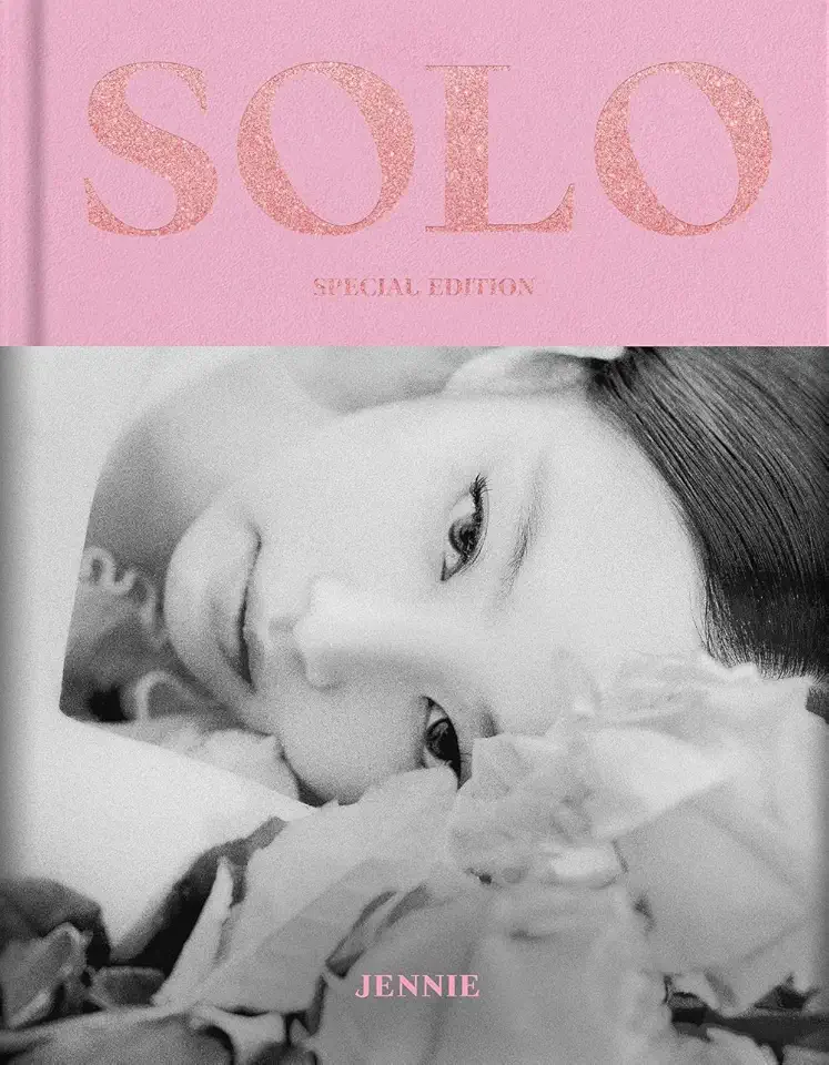 YG Entertainment Jennie Blackpink - Solo (Special Edition) Photobook ...